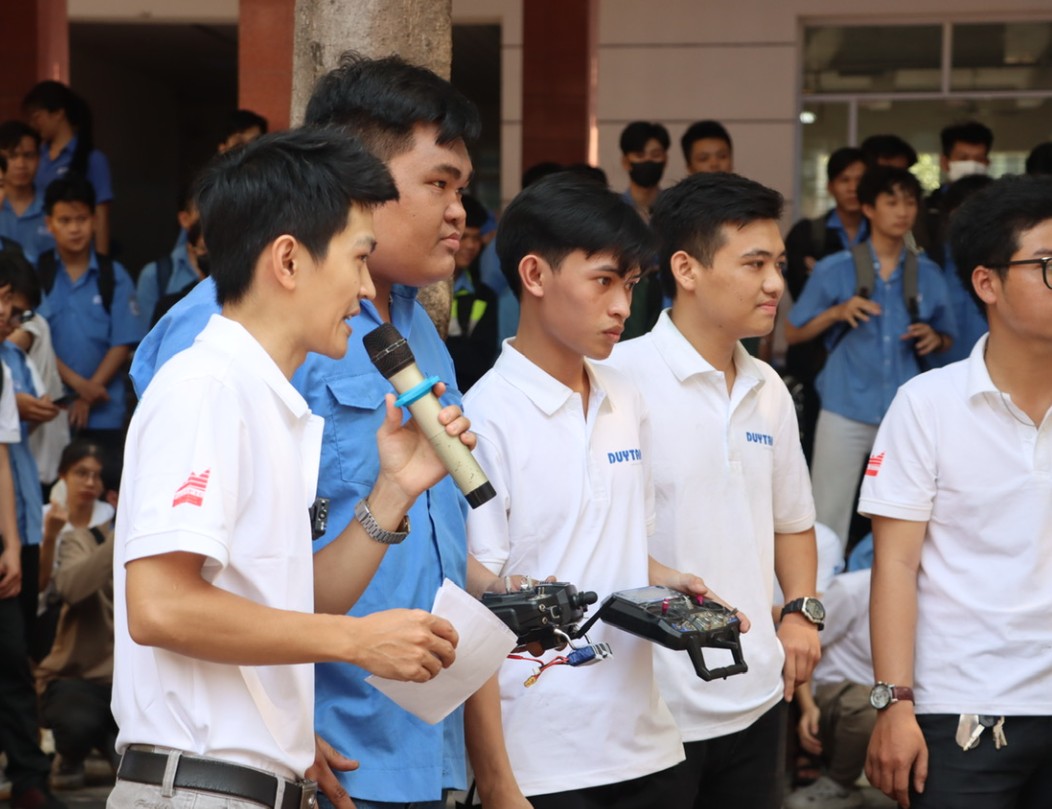 Final of Battlebot Competition Season 05, 2023 at Cao Thang Technical ...