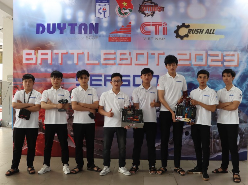 Final of Battlebot Competition Season 05, 2023 at Cao Thang Technical ...