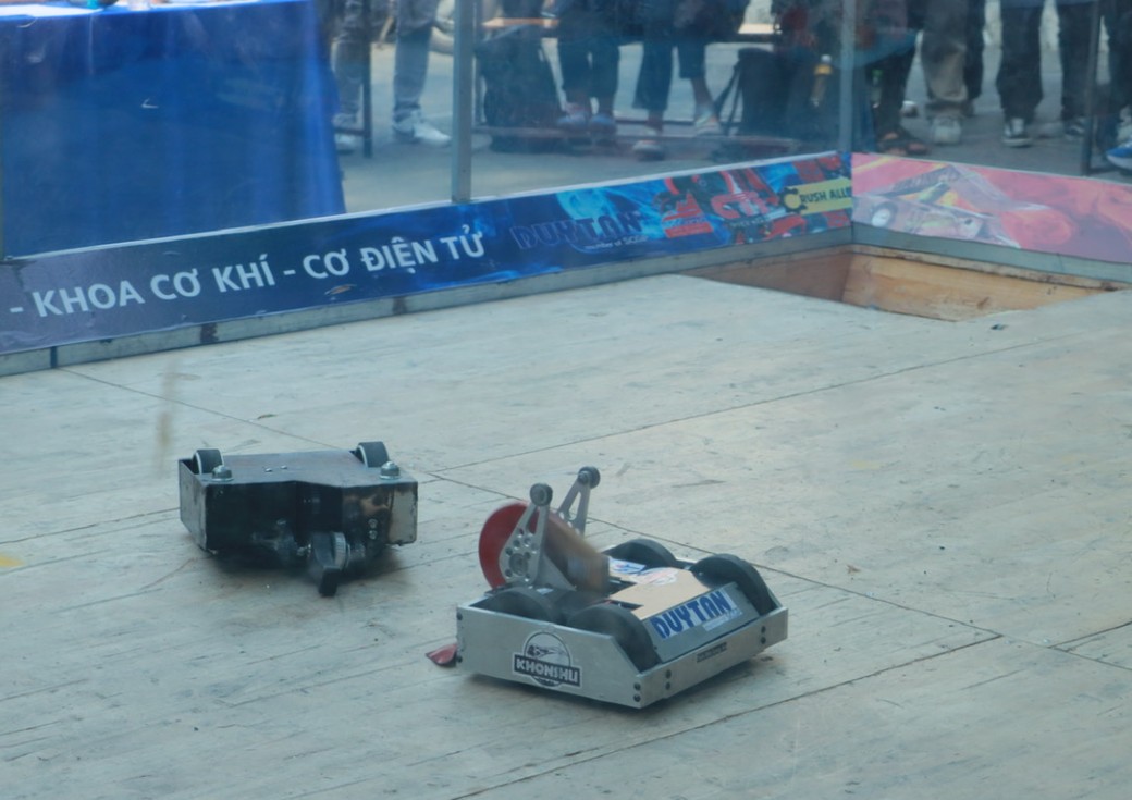 Final of Battlebot Competition Season 05, 2023 at Cao Thang Technical ...
