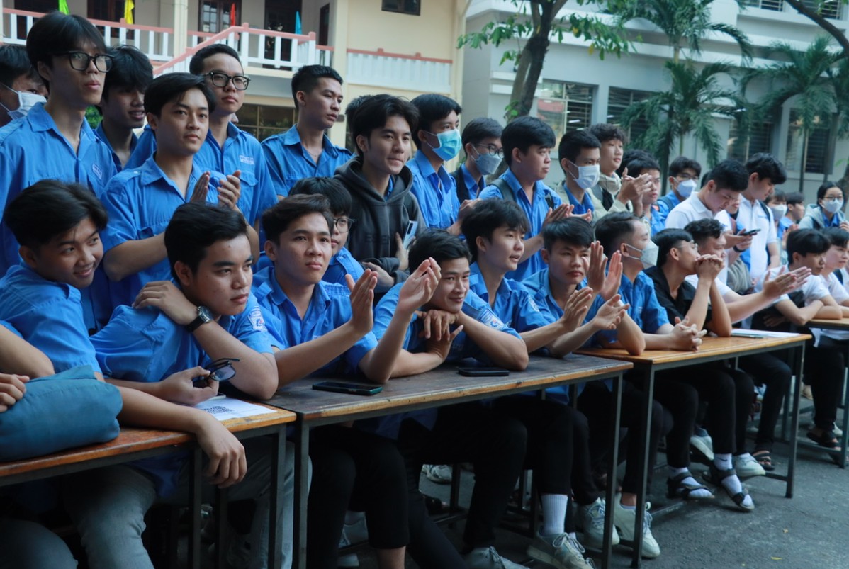 Final of Battlebot Competition Season 05, 2023 at Cao Thang Technical ...